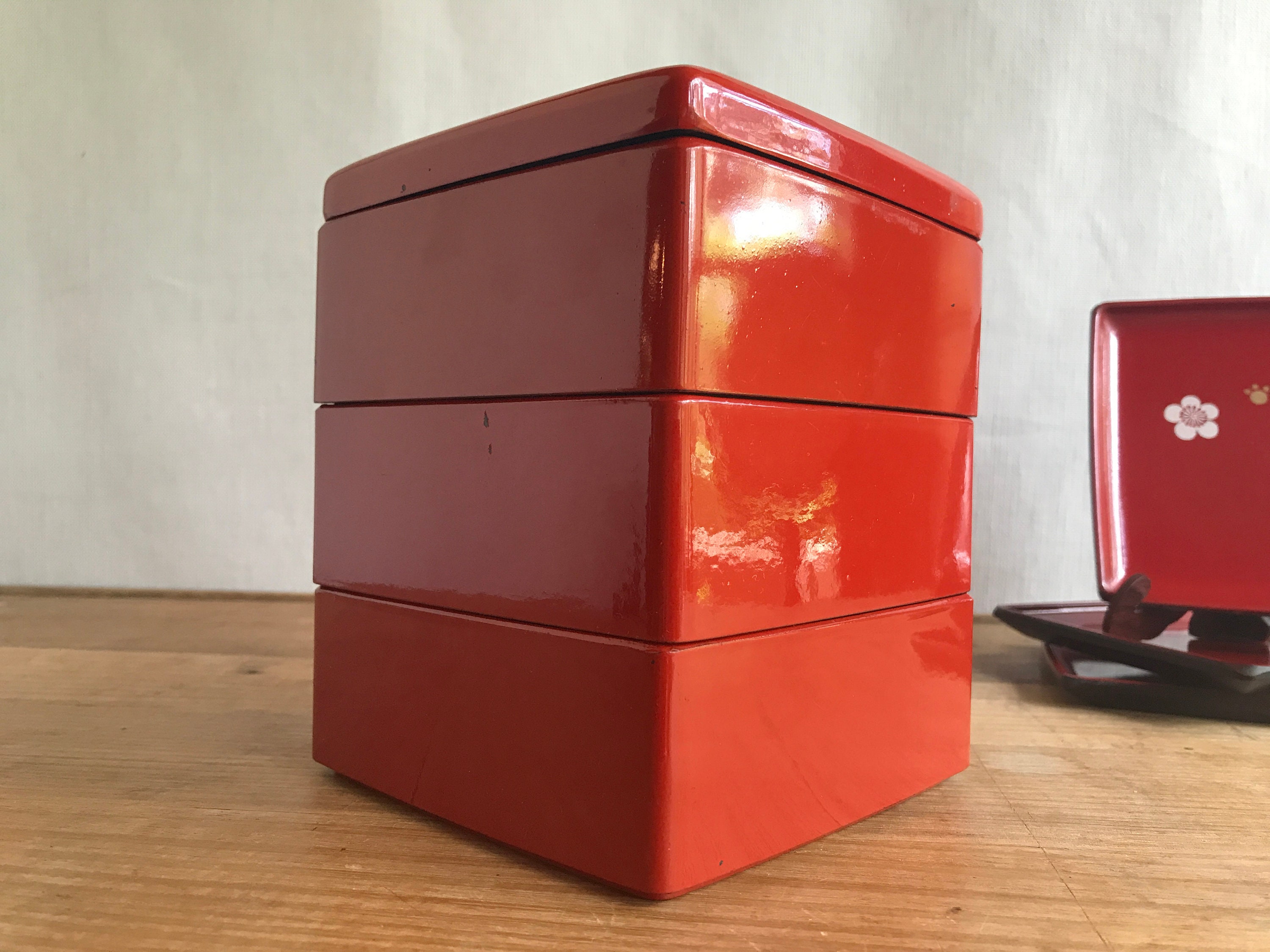 Vintage 3 Tiered Bento Box and Side Plates, Japanese Lacquer Melamine ...