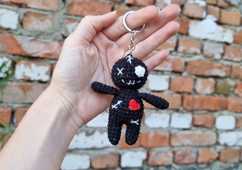 Voodoo Doll Plush Keychain Creepy Halloween Gift Voodoo Doll for Luck ...