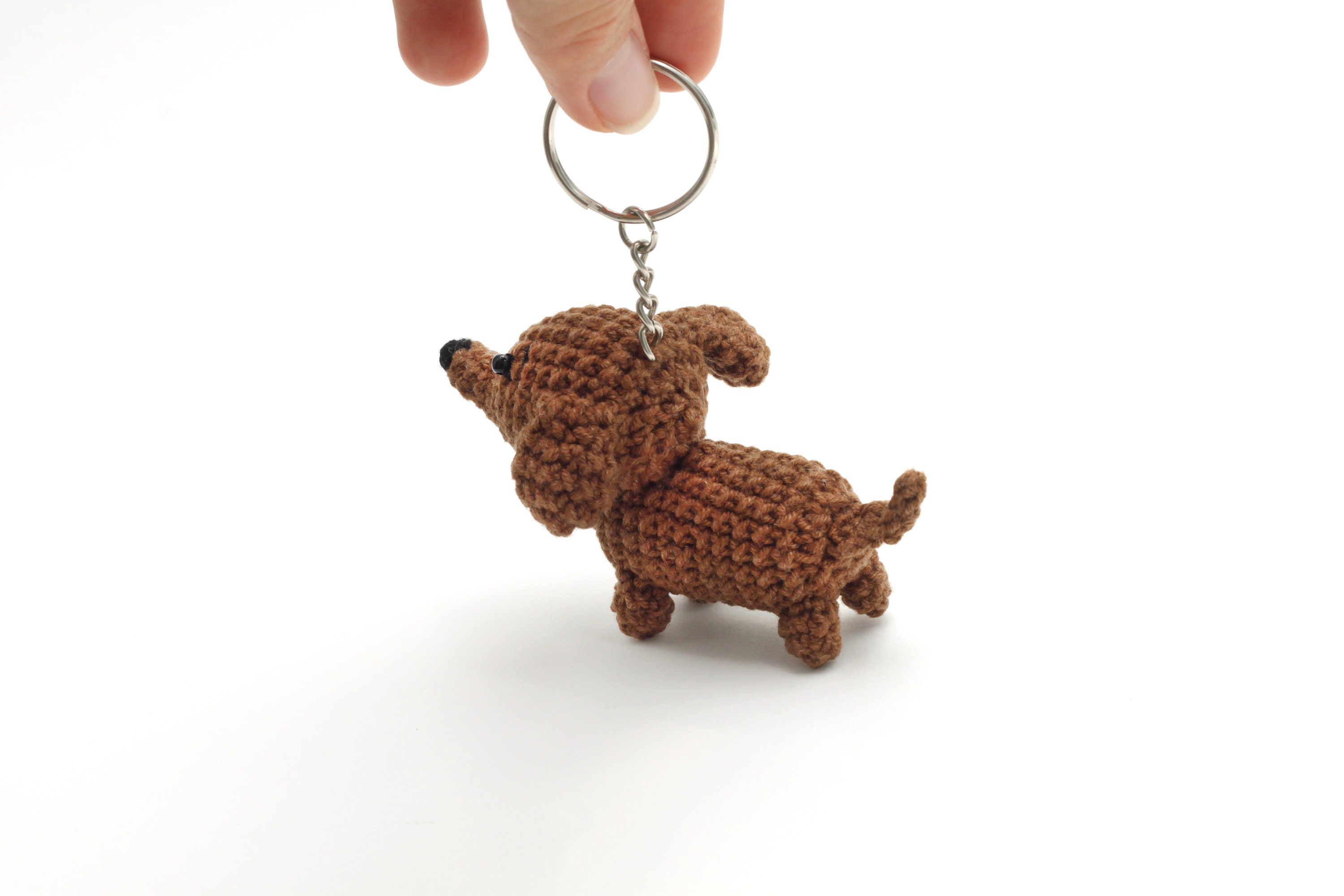 Crochet dachshund dog keychain | Etsy