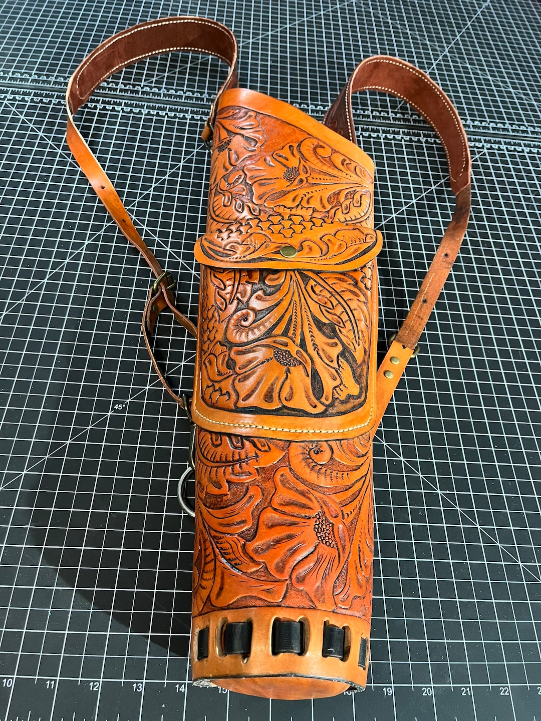 Custom Hand Tooled Leather Back Quiver - Etsy
