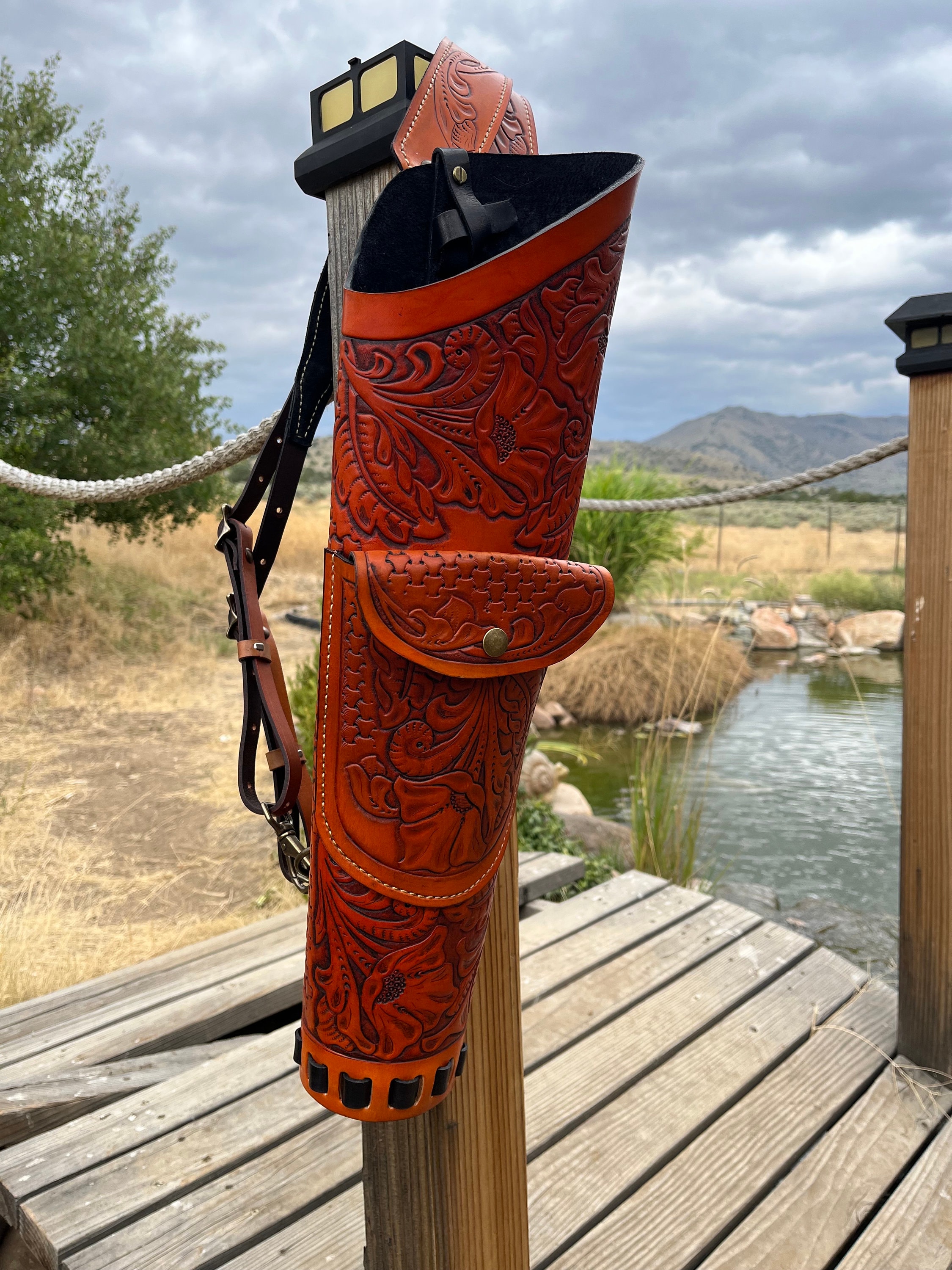 Custom Hand Tooled Leather Back Quiver - Etsy