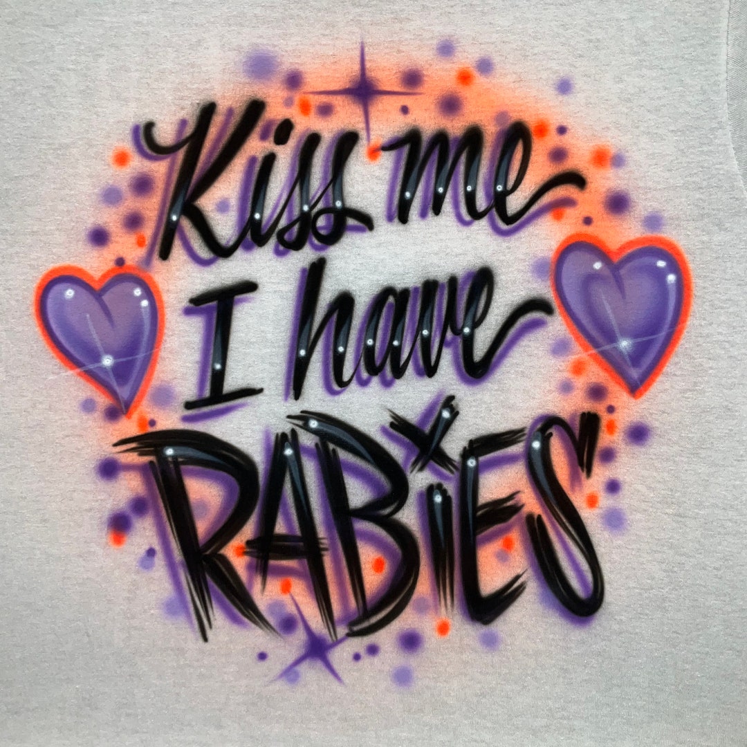 Airbrush T-shirt * Kiss Me * Script & Scratch Letters * Hearts * - Etsy