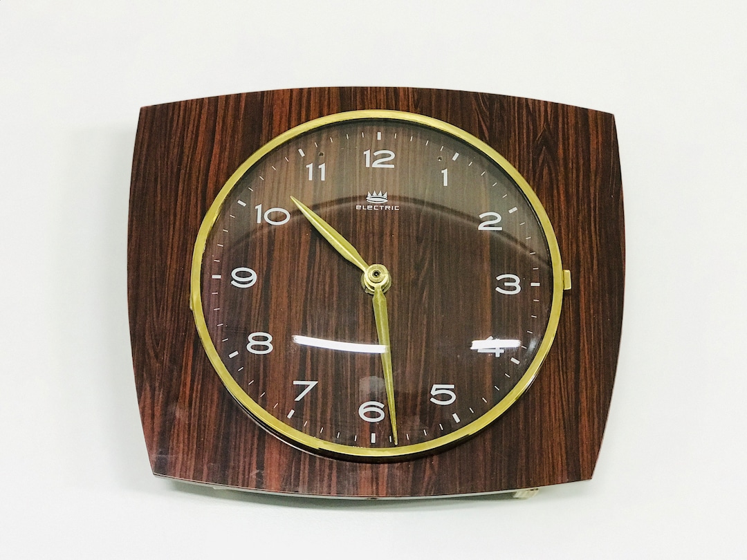 Mid Century Modern German Electric Wall Clock, Vintage Quartz Wall ...