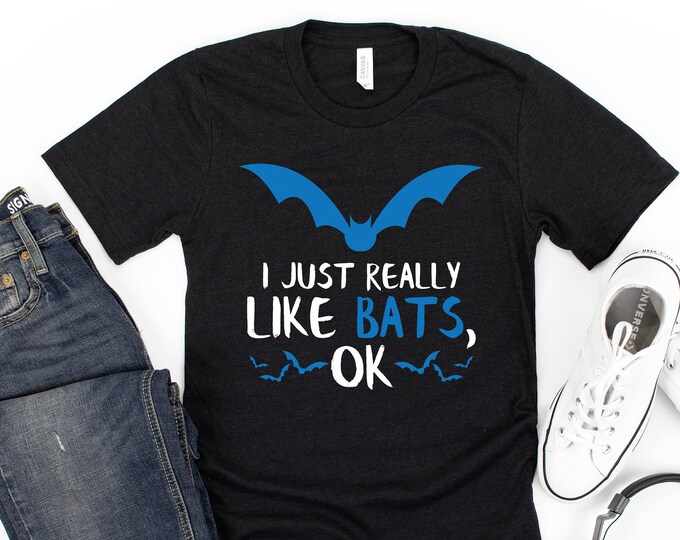 Bat Gift / Vampire Shirt / Cute Bat / Bat Shirt / Bats Shirt / Bat T ...