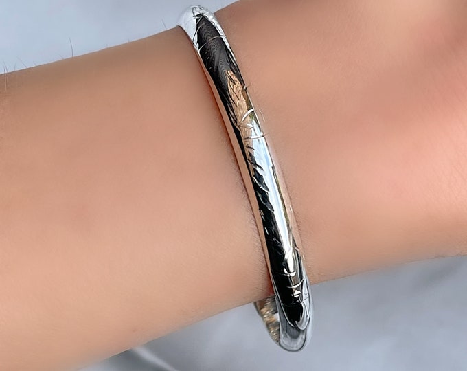 Sarah Coventry HERITAGE Bracelet From 1968 * Sarah Coventry Silver Bangle Bracelet * Vintage ...