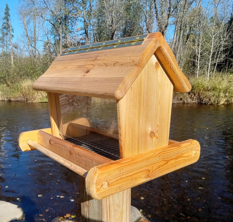 Large Post Mount Bird Feeder Cedar Wood With Screen Bottom for Outdoors ...