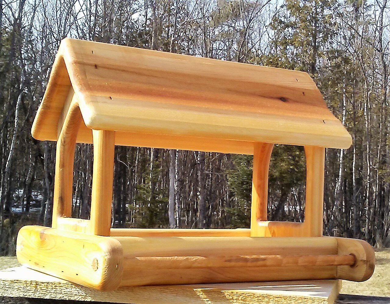 Large Post Mount Fly Through Platform Bird or Squirrel Feeder Cedar ...