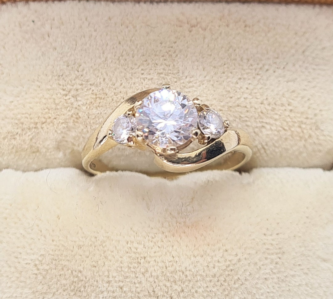 Vintage 9ct Gold Cubic Zirconia Trilogy Crossover Ring, London Import Marks, Circa 1980s, UK ...