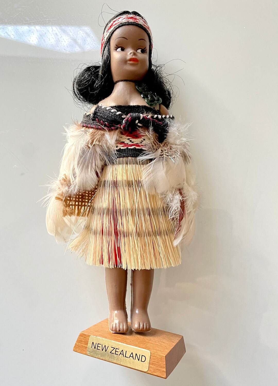 Traditional Dress Maori Doll New Zealand, Real Feathers Straw Skirt ...