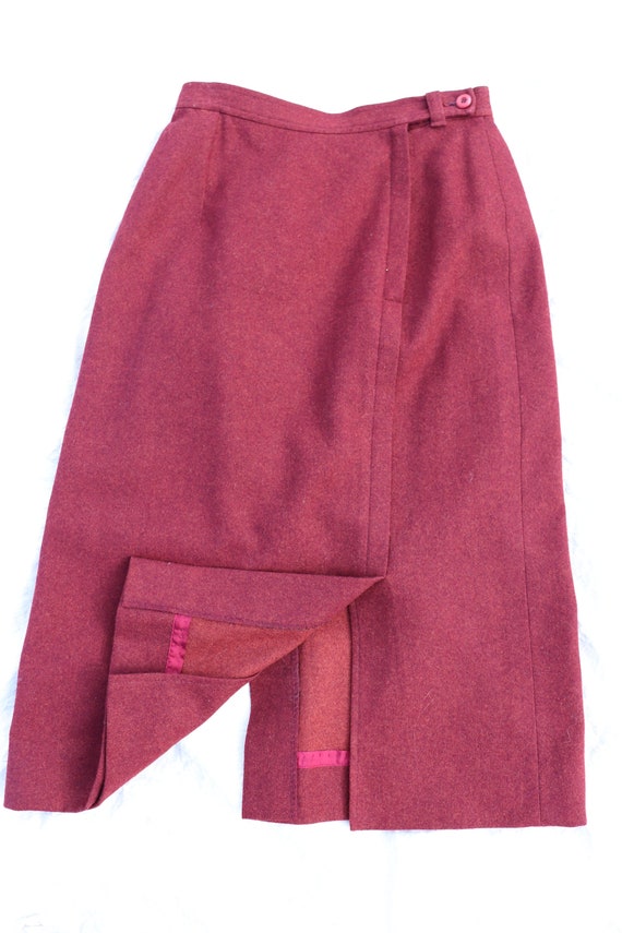 Women's 1970's Young Pendelton Suit in Burgundy / Si… - Gem
