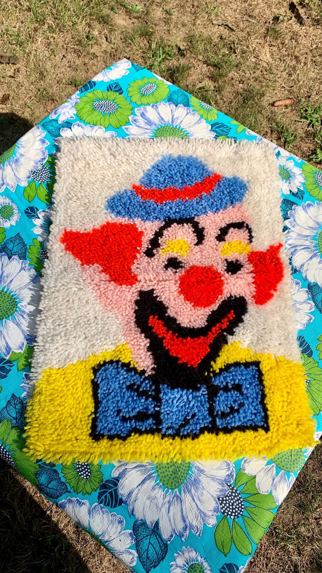 Vintage Clown 24 X 17 Hand Made Latch Hook Rug 1970s Circus Clowns Kids ...