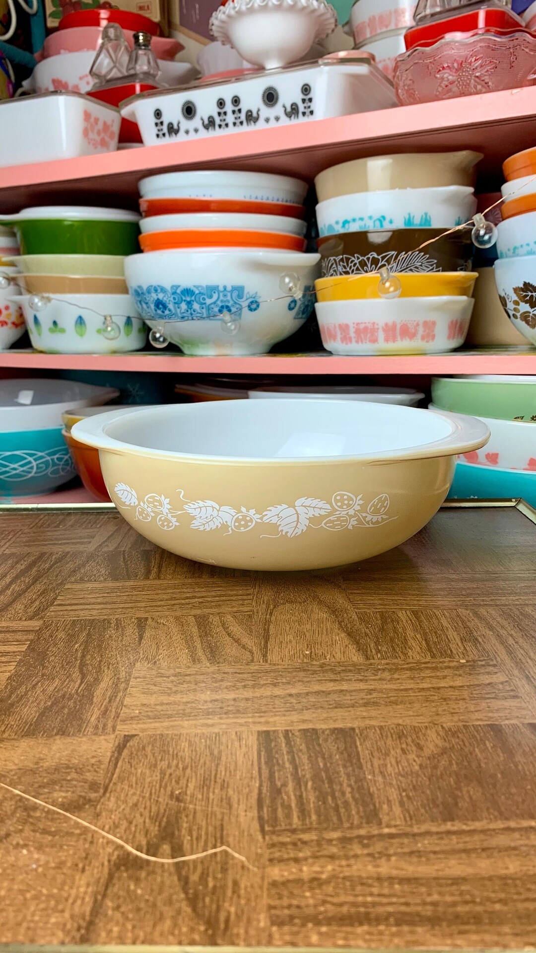 Vintage Beige and White Strawberry Patterned Pyrex 024 Casserole Dish ...