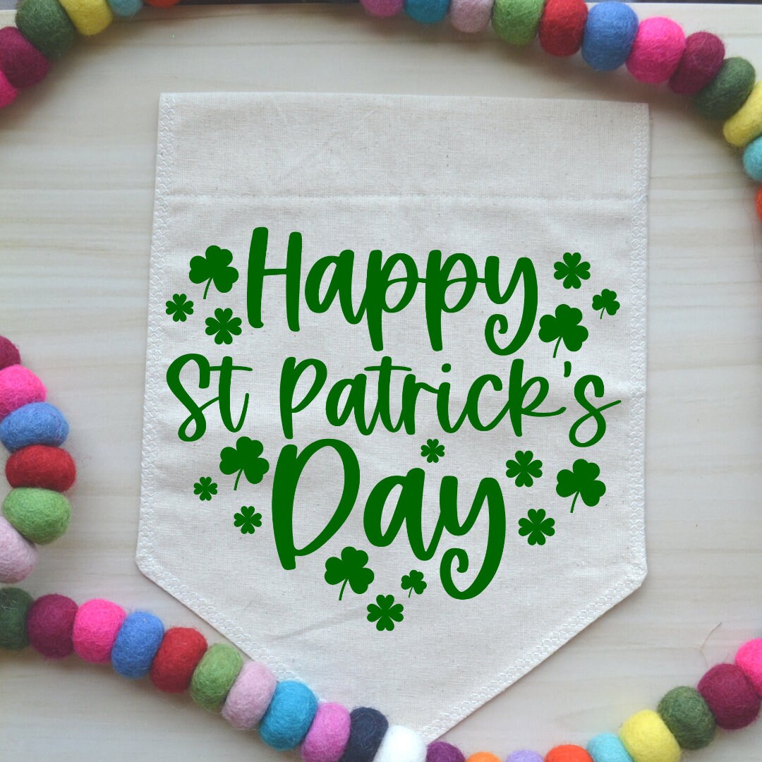 St. Patrick's Day Sweet Shamrock Hanging Banner | Cute Wall Decor ...