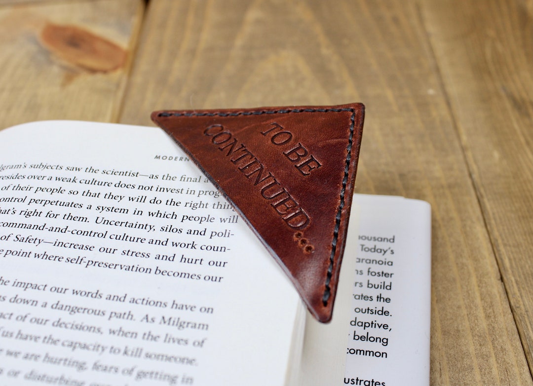 Personalized Leather Corner Bookmark, Handmade Anniversary Gift - Etsy
