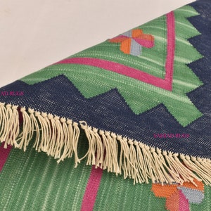 Green and Blue Modern Flowers Design Hand Woven Runner Rug- Reversible ...