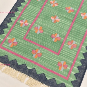 Green and Blue Modern Flowers Design Hand Woven Runner Rug- Reversible ...