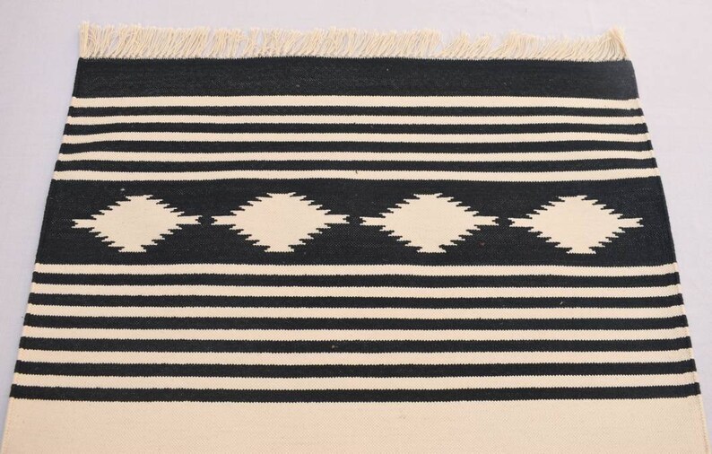 White and Black Modern Pattern Rug Runner Hand Woven Runner - Etsy