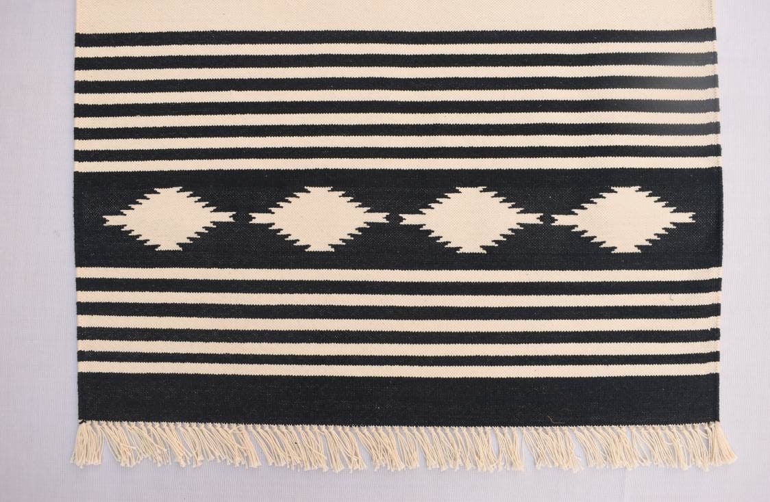 White and Black modern Pattern Rug Runner Hand woven Runner | Etsy