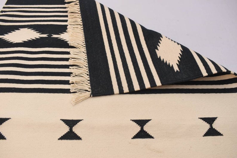 White and Black Modern Pattern Rug Runner Hand Woven Runner - Etsy