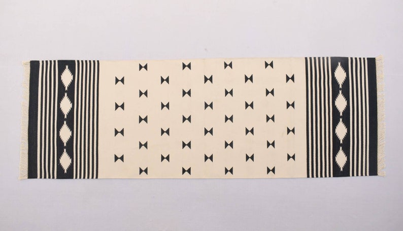 White and Black Modern Pattern Rug Runner Hand Woven Runner - Etsy
