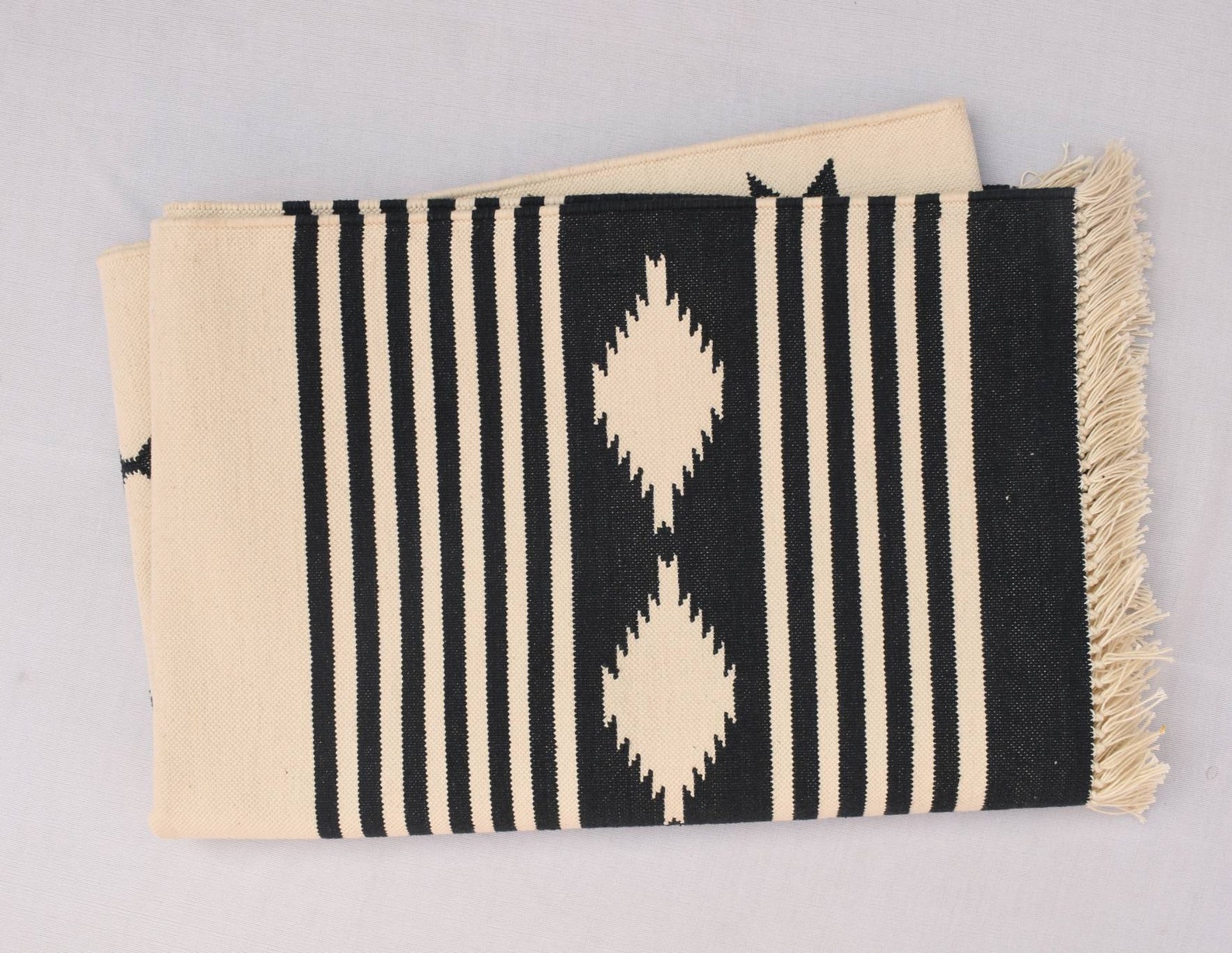 White and Black Modern Pattern Rug Runner Hand Woven Runner - Etsy