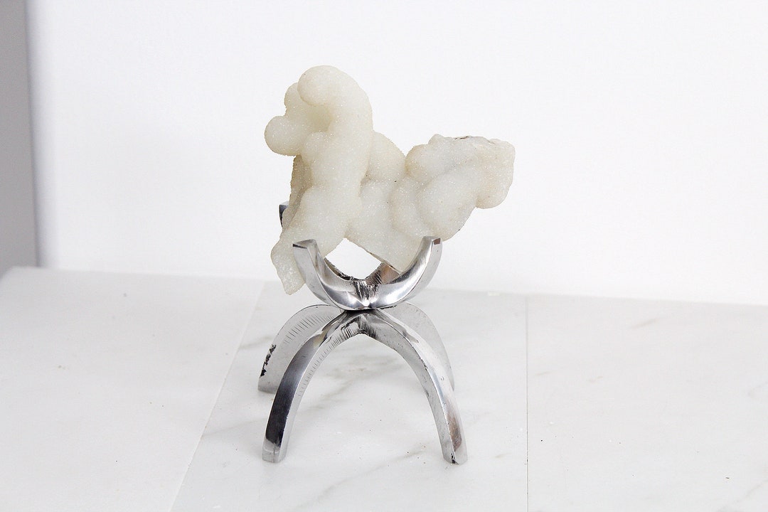 Modern White Crystal Stand Brass Crystal Display Chalcedony Quartz ...