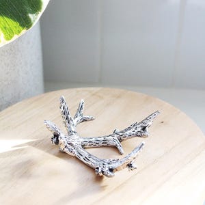Gemstone Display Stand Nature Steel Crystal Stand Meditation Room Decor ...