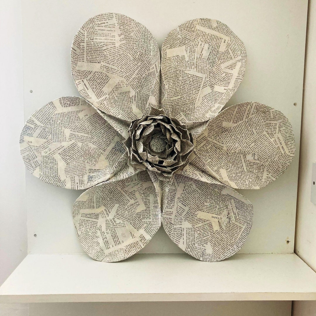 Paper Flower Art, Paper Mache Sculpture, Book Art Sculpture, 3D Paper ...