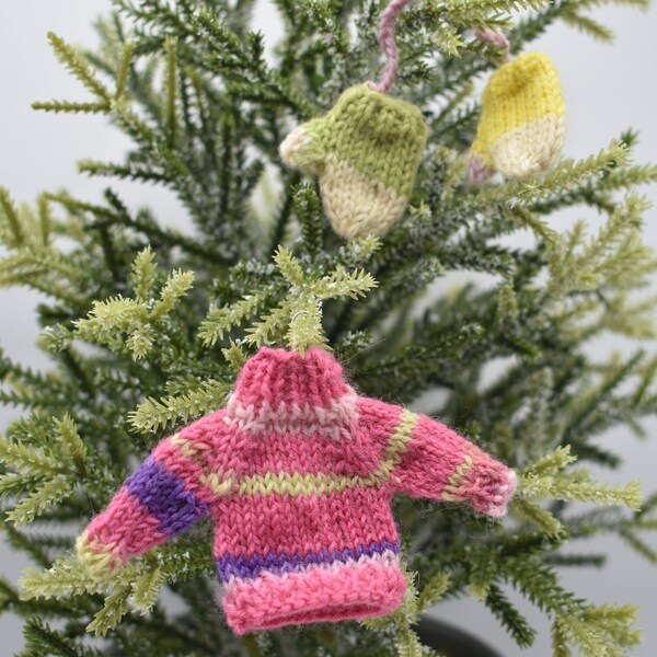 Mini Mittens - Etsy