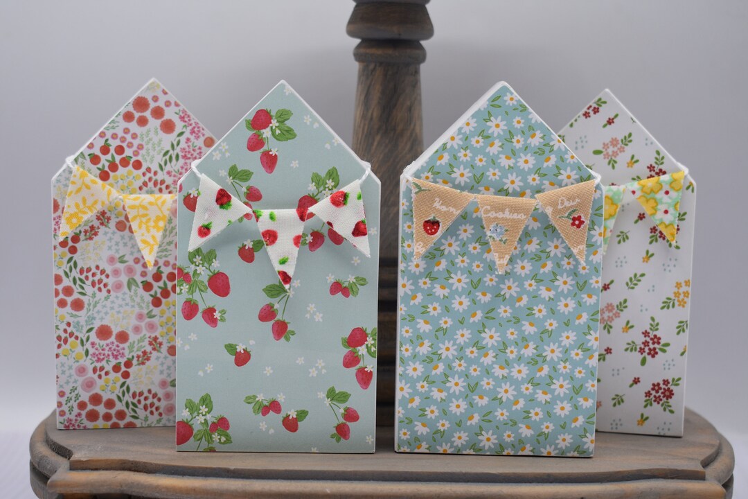 Mini-mini Wood Banner House Tiered Tray Decor Patterned Mini Wood House ...