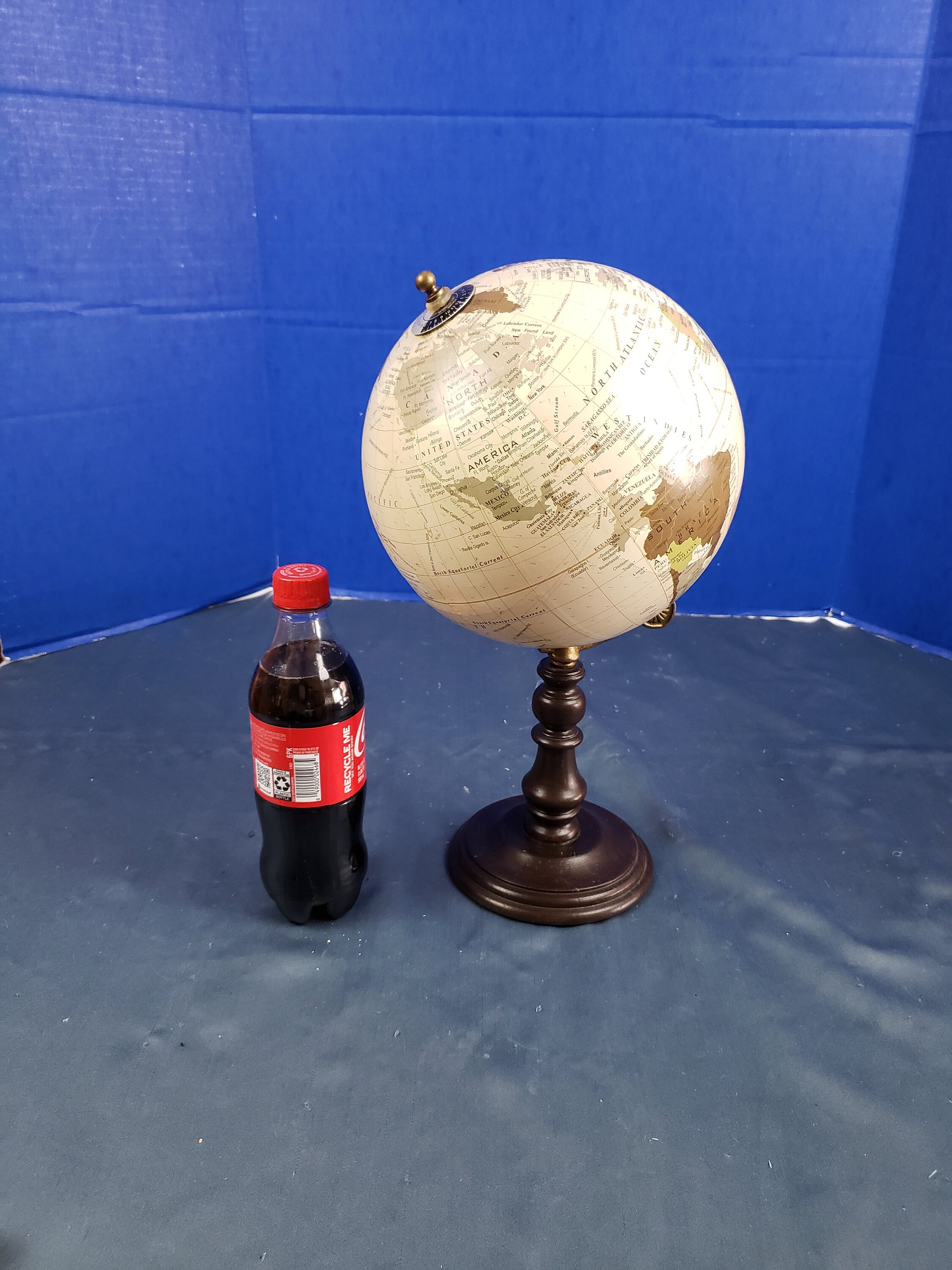 Government of India 7 Desktop Globe Wooden Stand 2009 | Etsy
