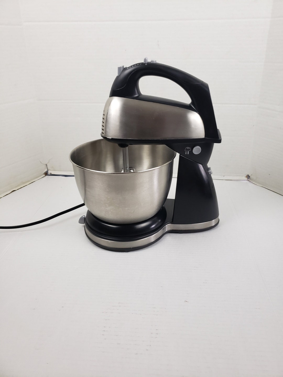 Hamilton Beach Mixer Type M32 Hand Mixer Silver Black Beaters Bowl - Etsy