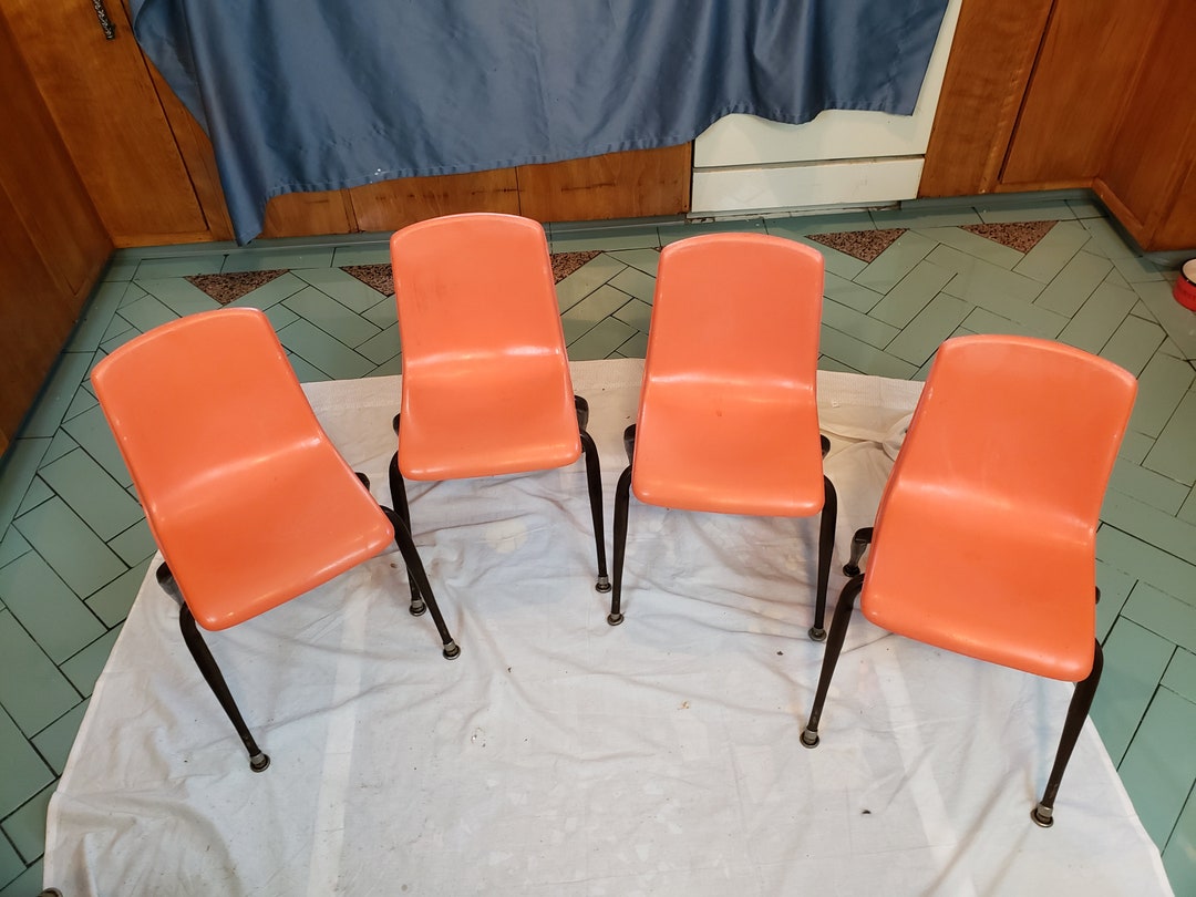 4 Vintage VIRCO Childs Red Hard Plastic Chairs Mid Century 28 T Retro ...