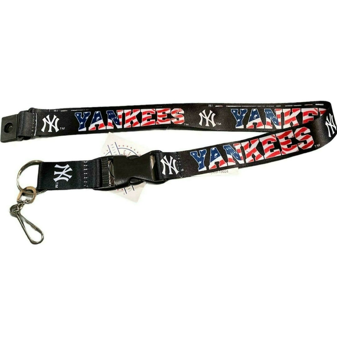 New York Yankees Lanyard Keychain Black With USA Series Stars & Stripes ...