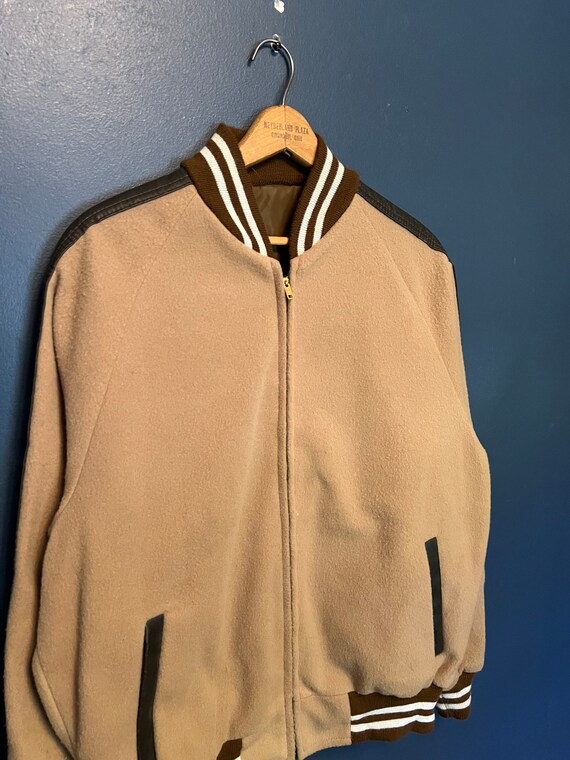 Vintage Vintage 70s Magnum PI Hula Girl Floral Hawaii… - Gem