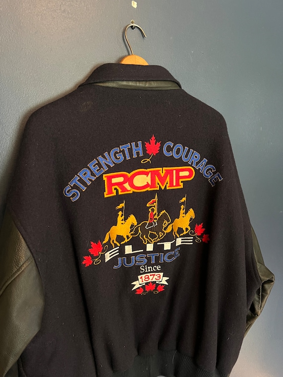 vintage royal military police - Gem