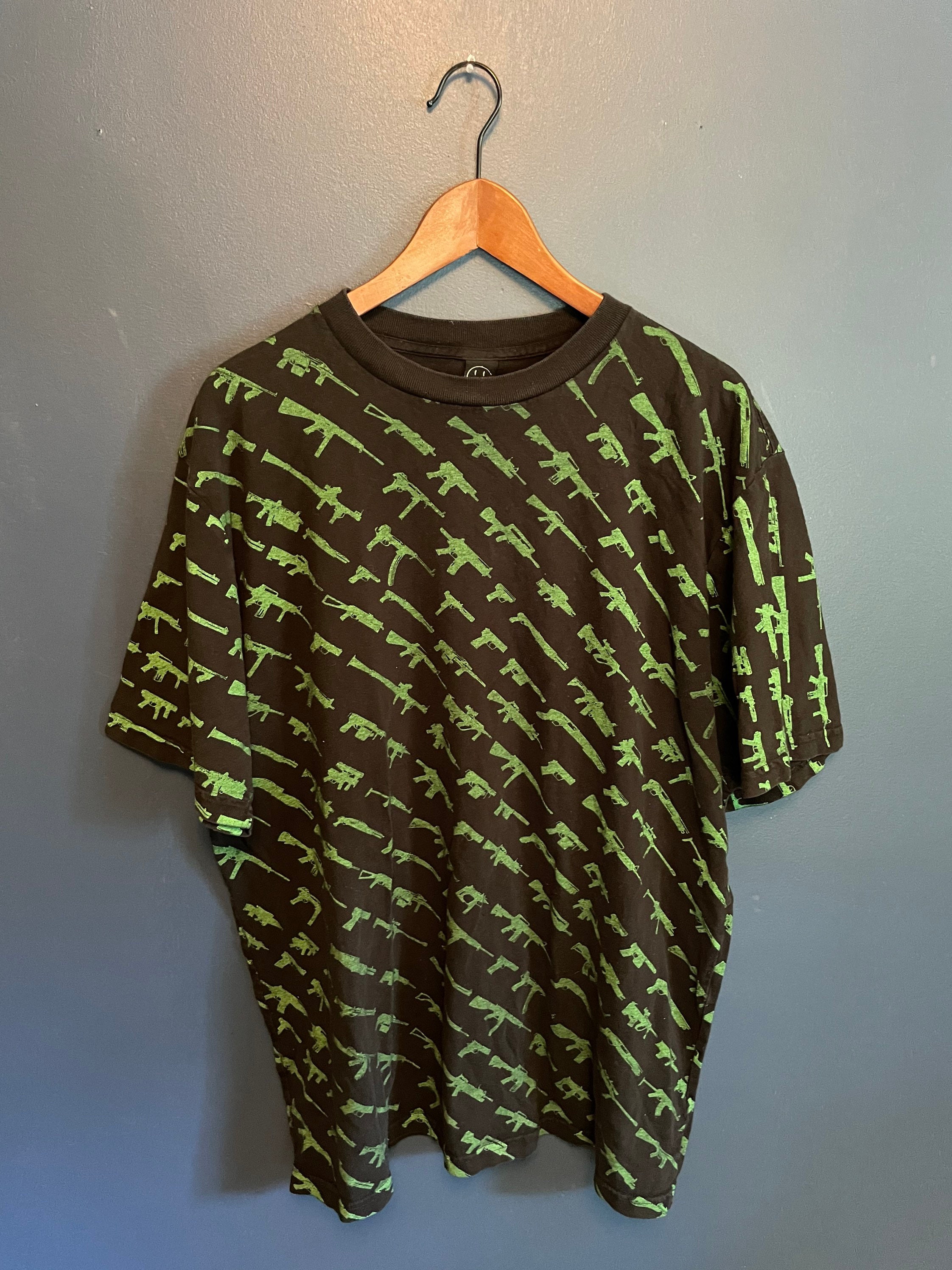 Rogue Status Gun Show