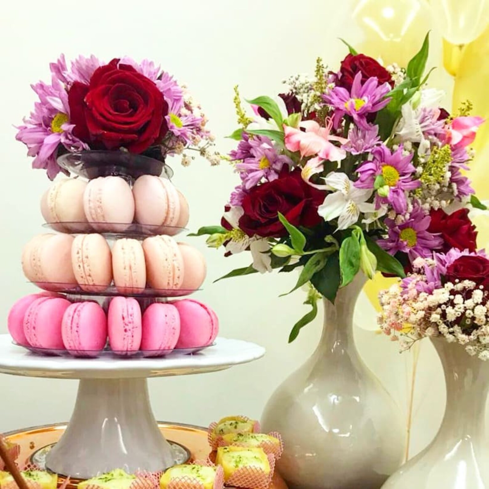 4 Tier Macaron Tower Display Stand for French Macarons Round Macaron ...