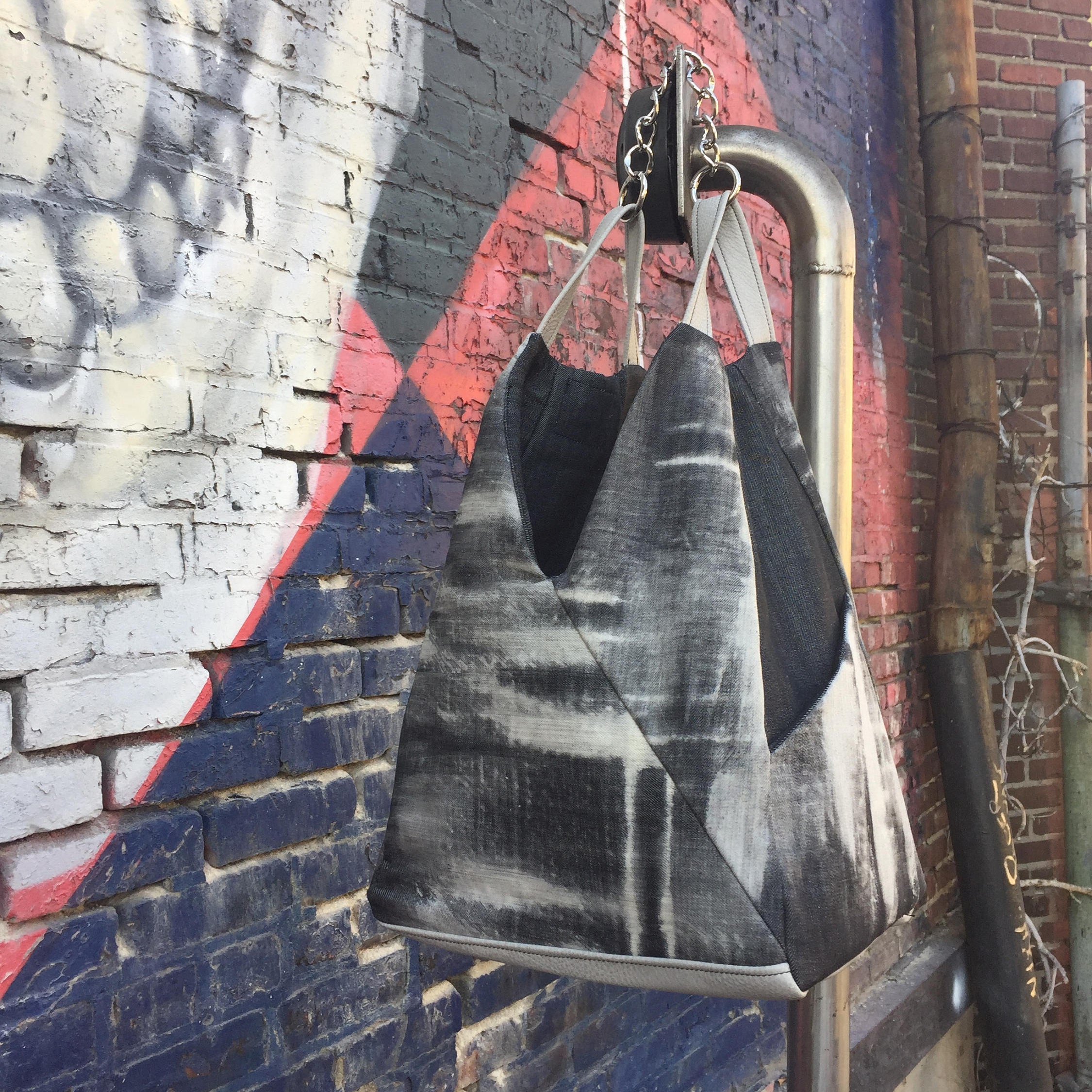 MANHATTAN/ PENTAGON TOTE (one of a Kind Bleached (brushed) Shape ...
