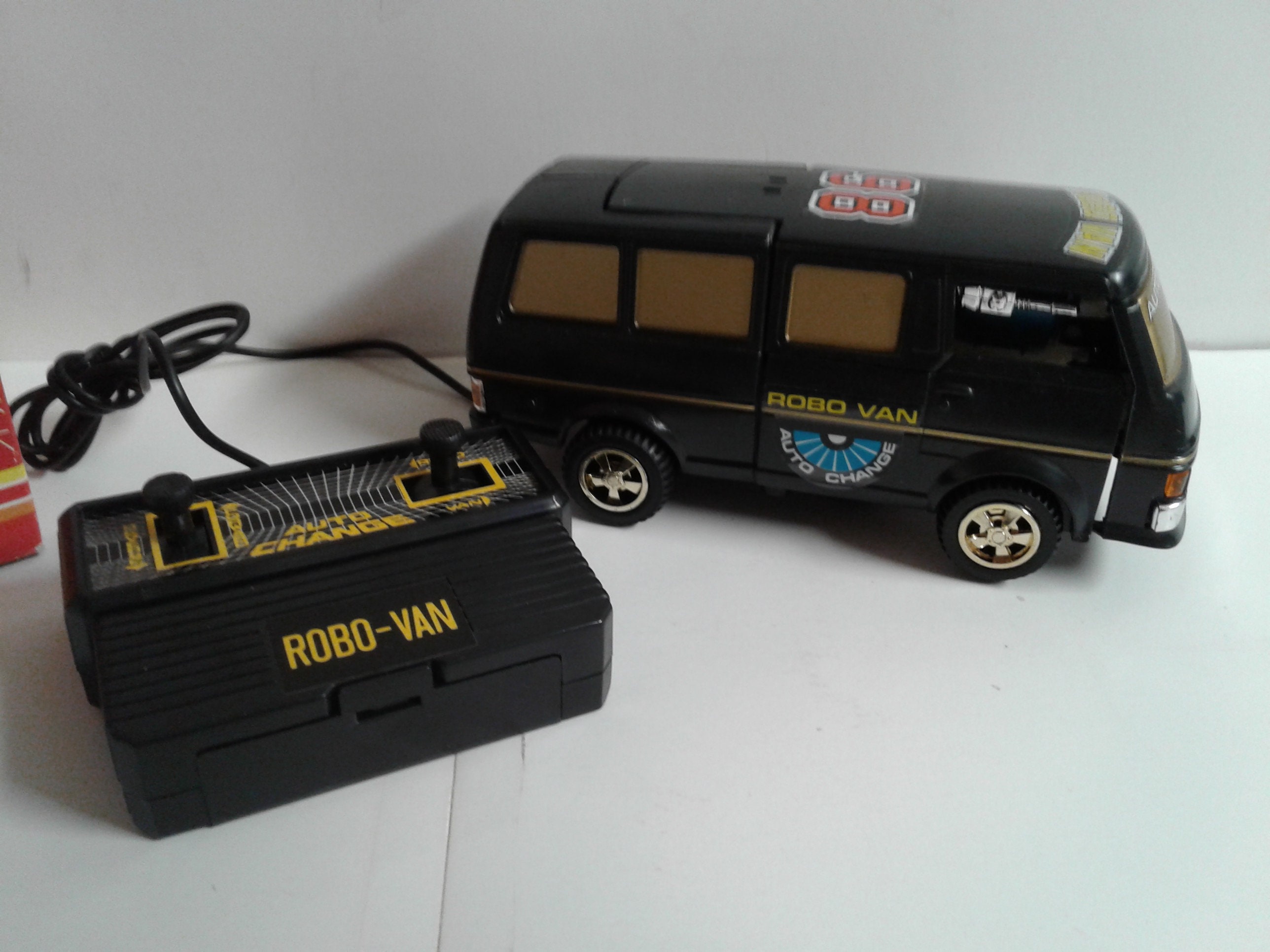 Auto Change ROBO VAN Robot Transformer Boxed Model No. 8731C Vintage ...