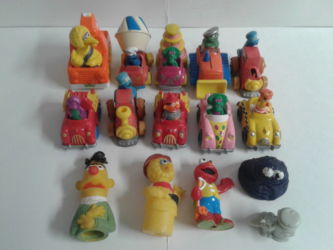 Mixed Lot of 15 Barney & Friends and Sesame Street Mini Die-cast Cars ...