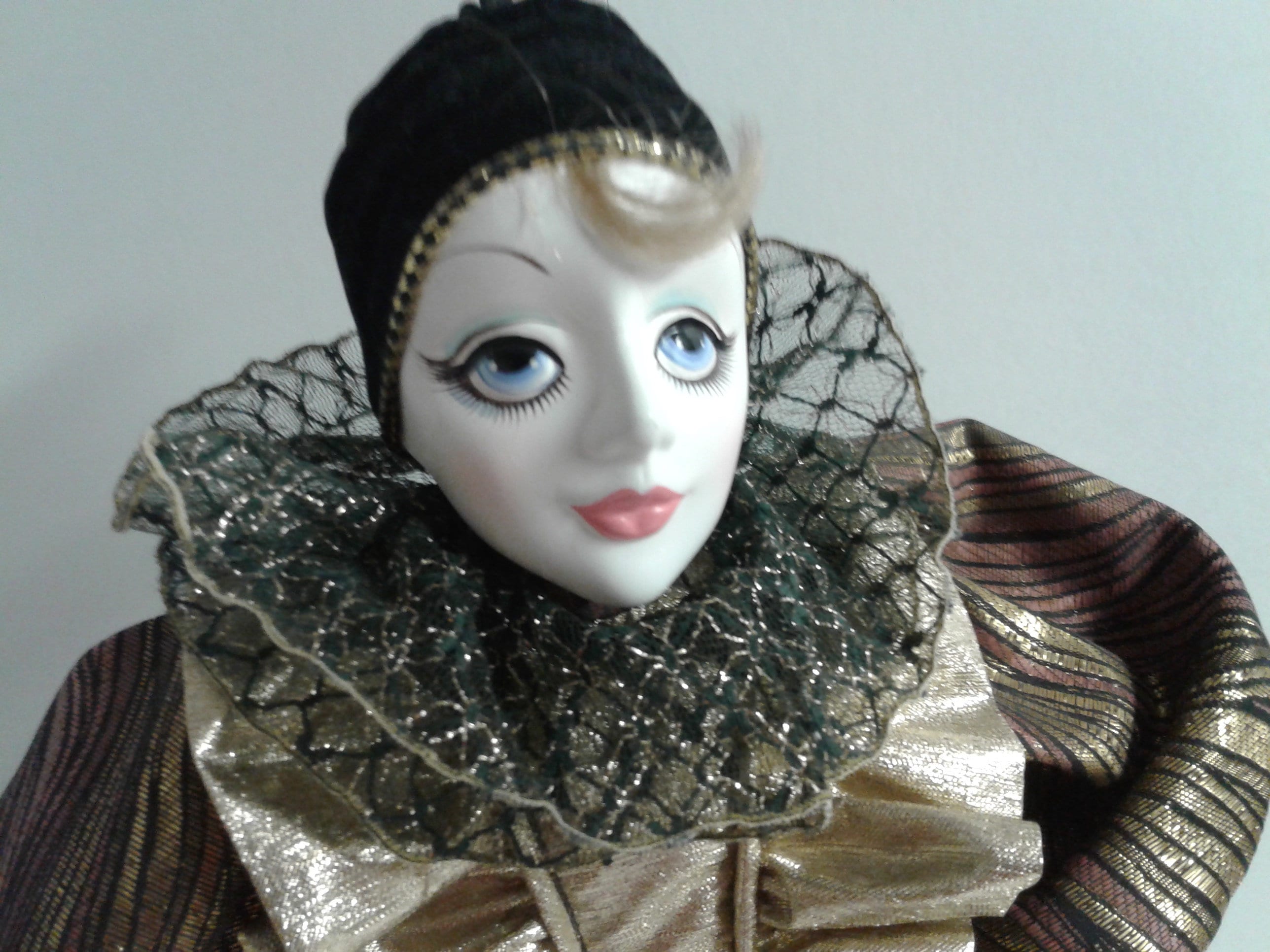 Dolls HARLEQUIN Hands & Feet 23 Inch Tall PIERROT Doll With Porcelain ...