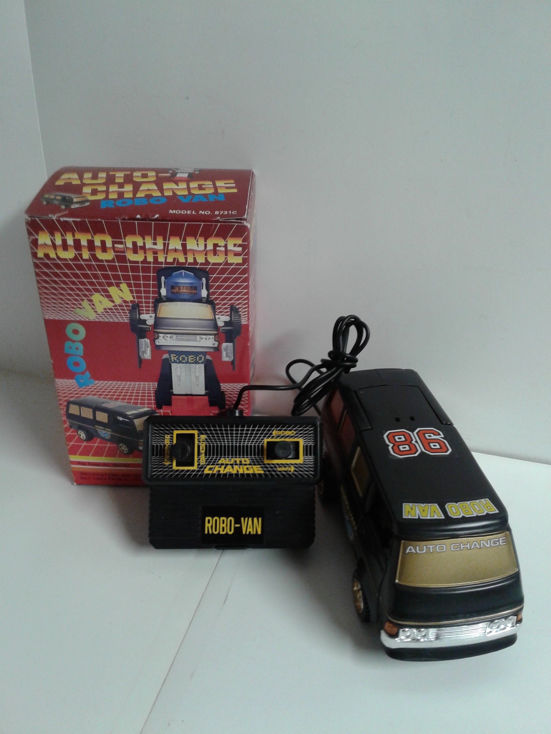 Auto Change ROBO VAN Robot Transformer Boxed Model No. 8731C Vintage ...