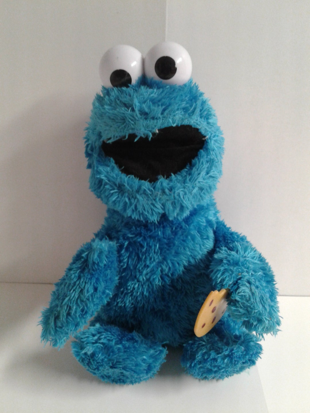 Sesame Street Feed Me Cookie Monster Plush Interactive 15 Inch Workshop ...
