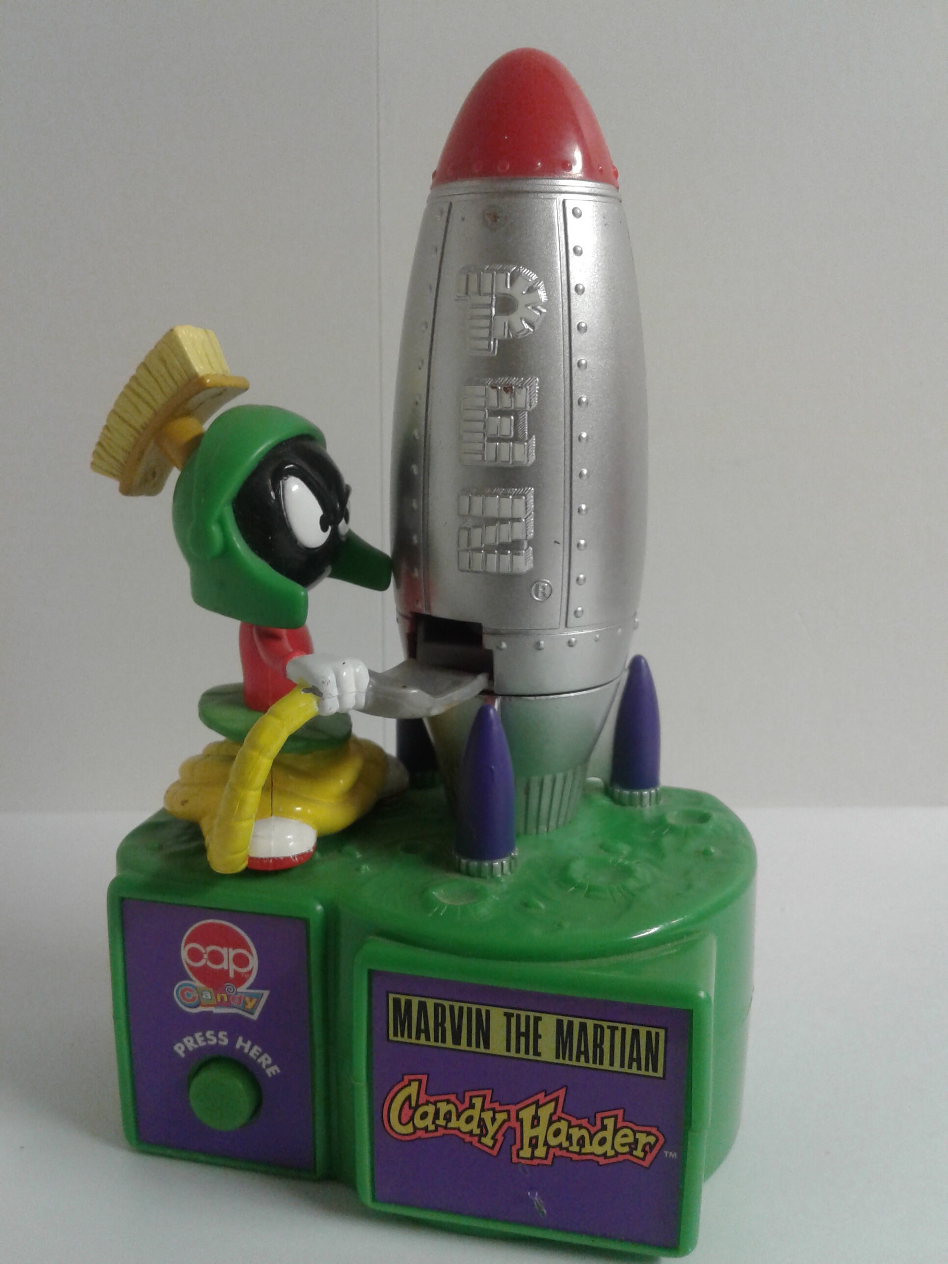 Vintage PEZ Marvin the Martian and Rocket Ship PEZ Candy Hander ...