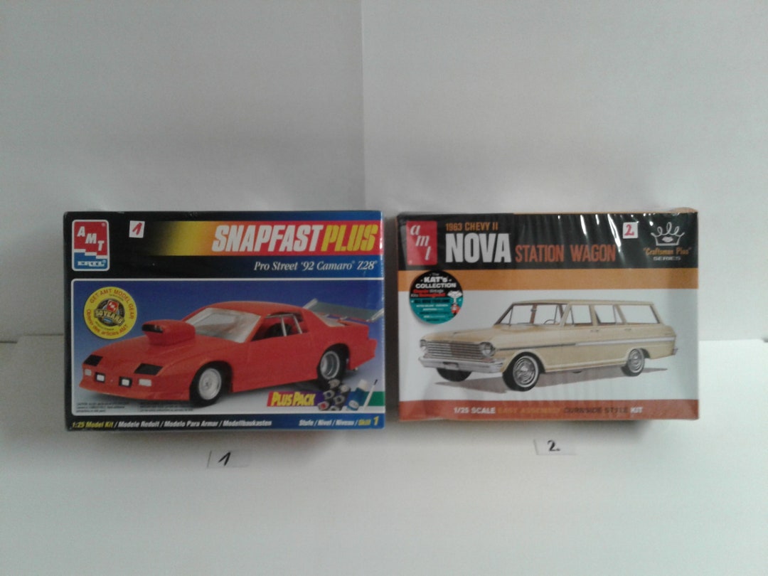 You Choose! AMT 1/25 Model Kit - Camaro Z28 OR Chevy Station Wagon - Etsy