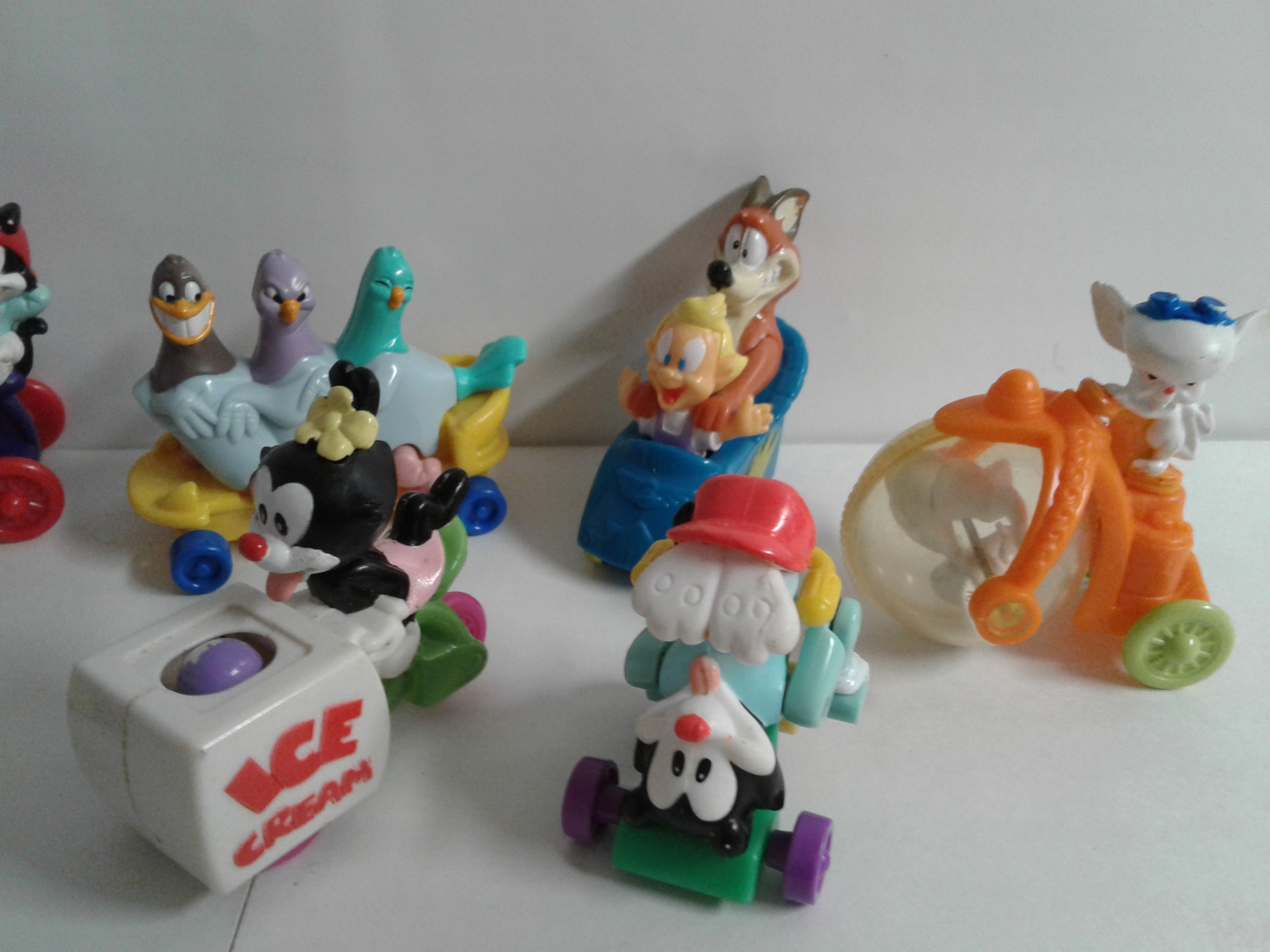 ANIMANIACS Full Set of 8 Figurines Mcdonald's Happy | Etsy