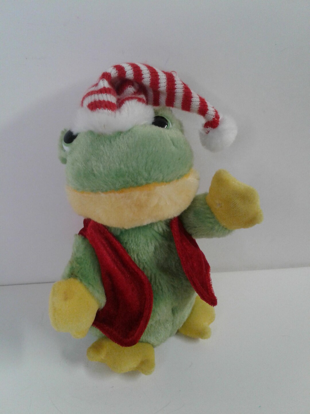 Animated Singing Frog Lights up Plush Toy Plays We Wish You A Marry ...