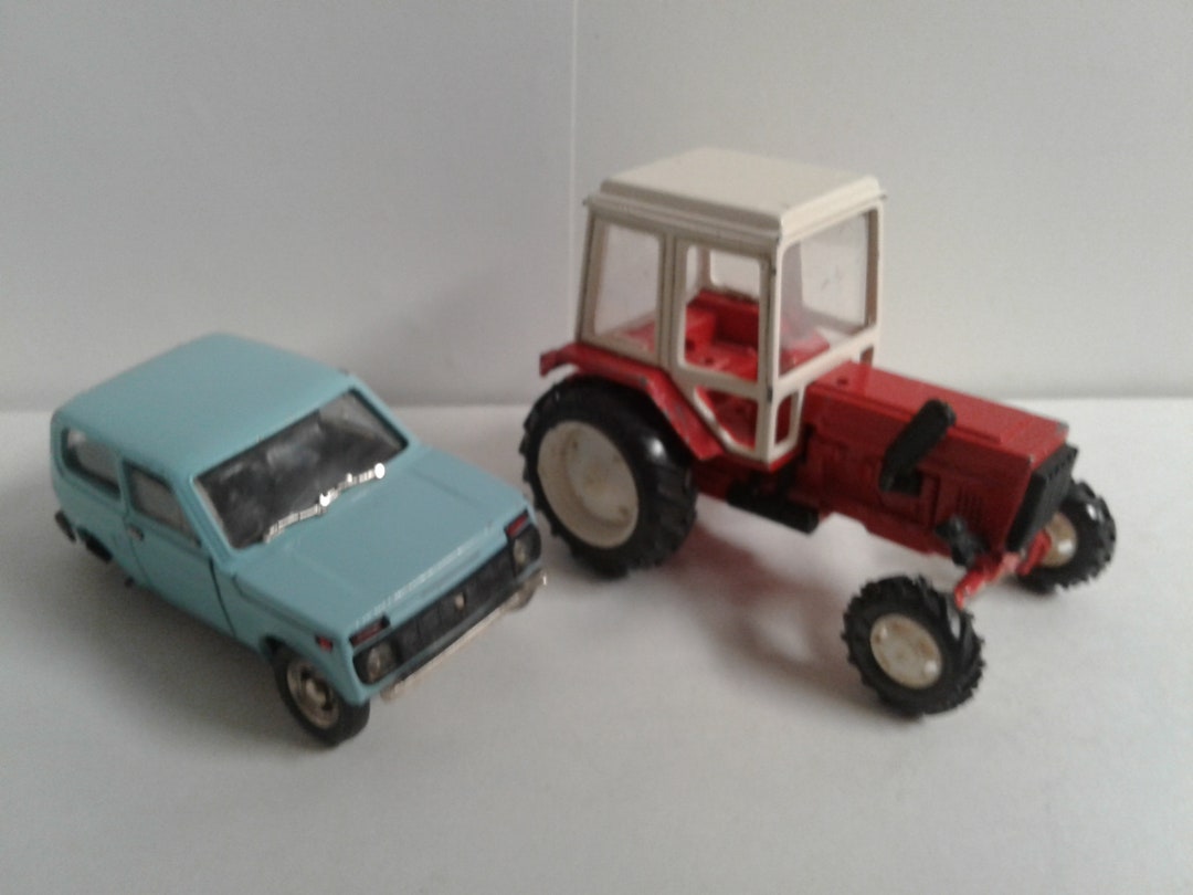 Lot of 2 Vintage Made in USSR Die Cast Vehicles, Blue Lada 2121 Niva No ...
