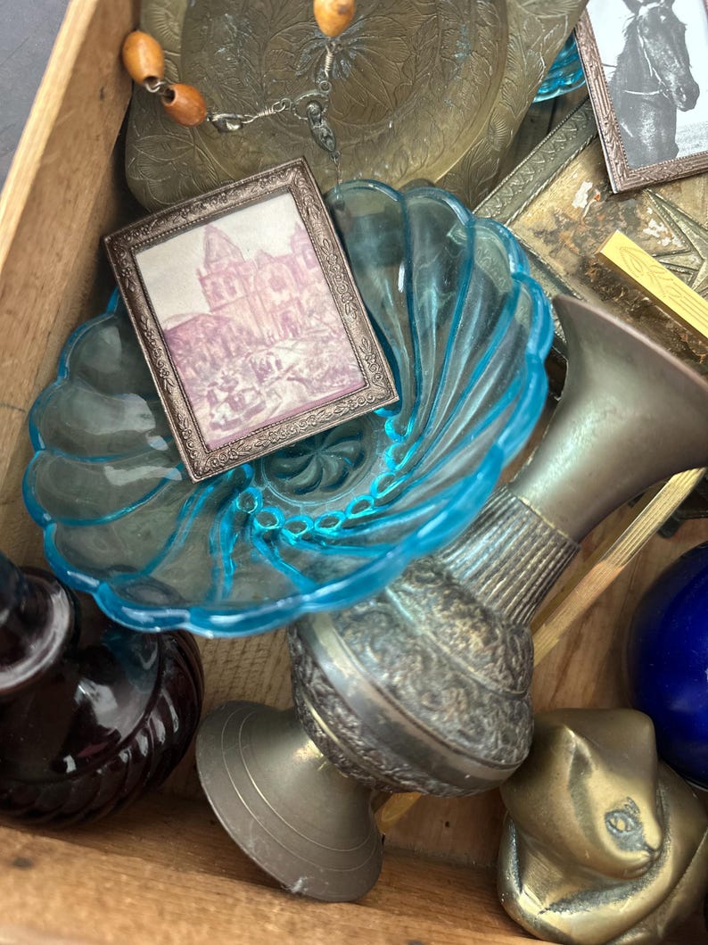 Vintage Trinkets & Treasures- Junk Drawer Items - Assorted Minis ...